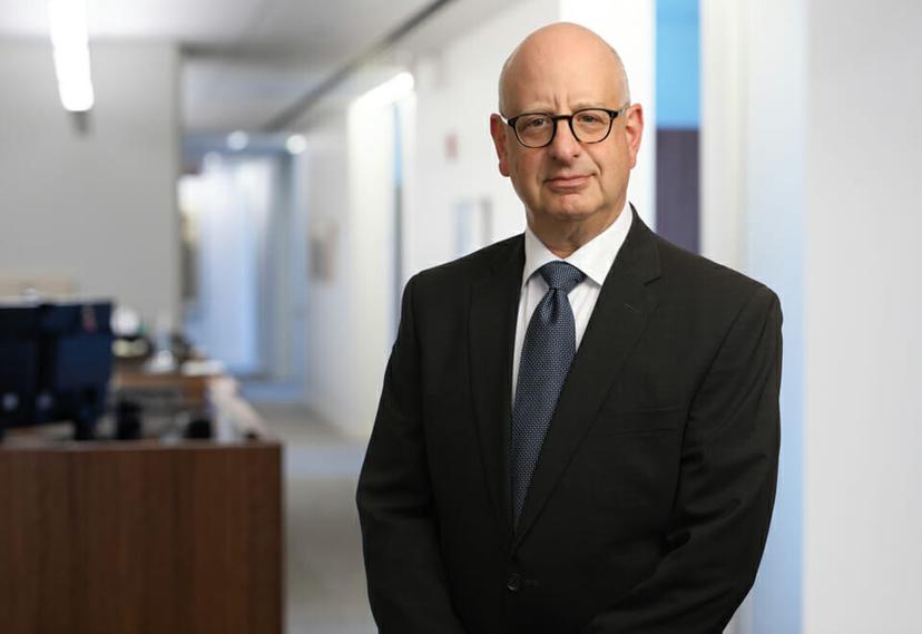 Kenneth S. Ulrich - Goldberg Kohn Ltd. Litigation Attorney